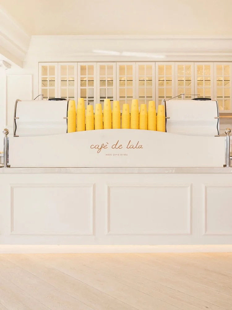 Cafe De Lala — Opulist