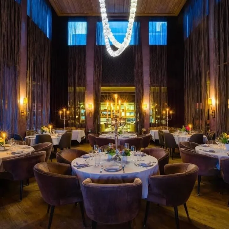 Maple & Ash - Chicago — Opulist