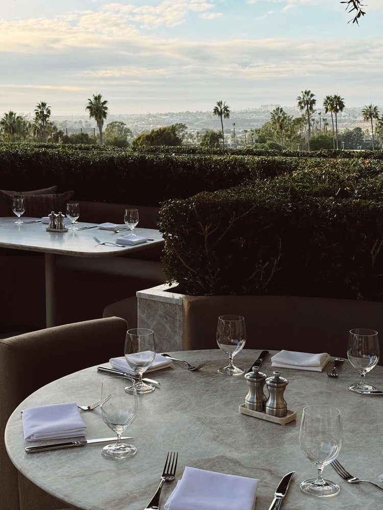 RH Ocean Grill — Opulist