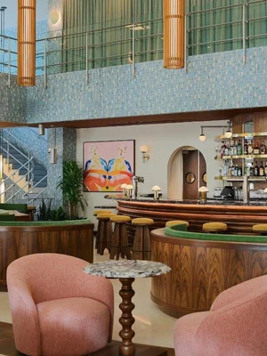 Municipal Bar — Opulist