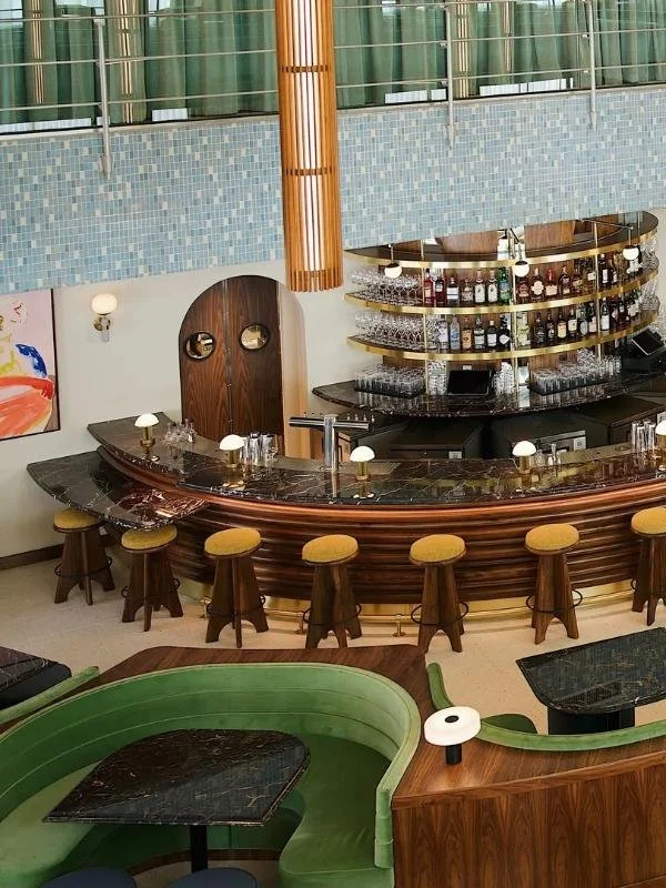 Municipal Bar — Opulist