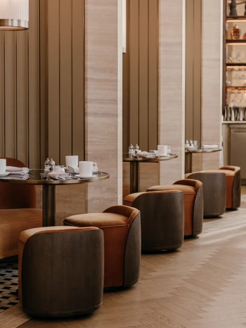 Long Bar & Terrace — Opulist