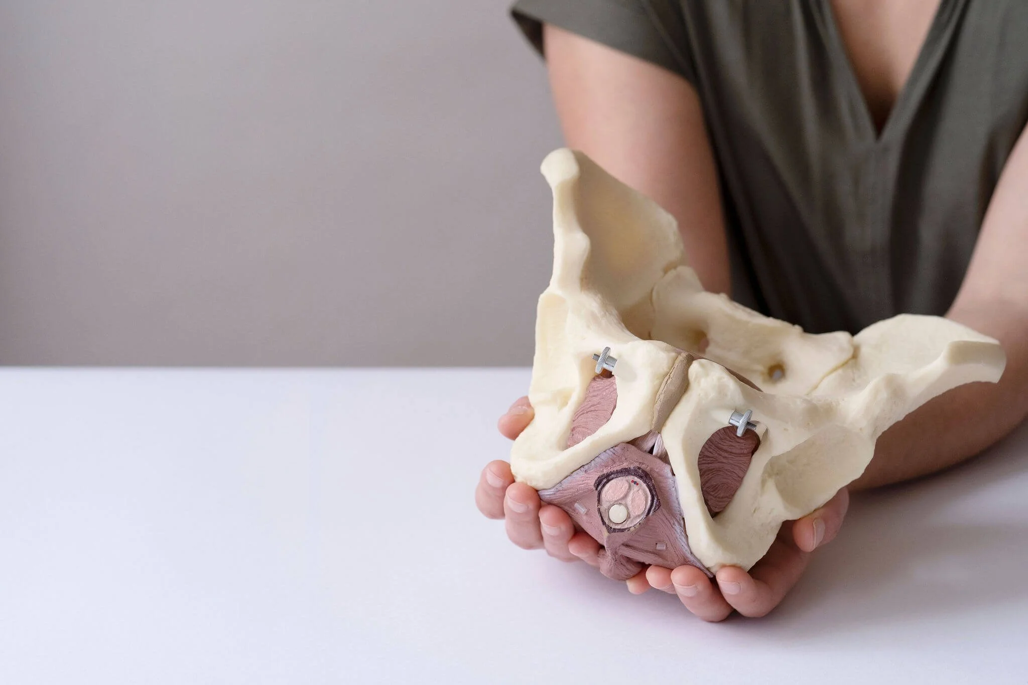 HOW TO PERFORM A PROSTATE MASSAGE FOR PELVIC PAIN RELIEF — Pelvic Floor ...