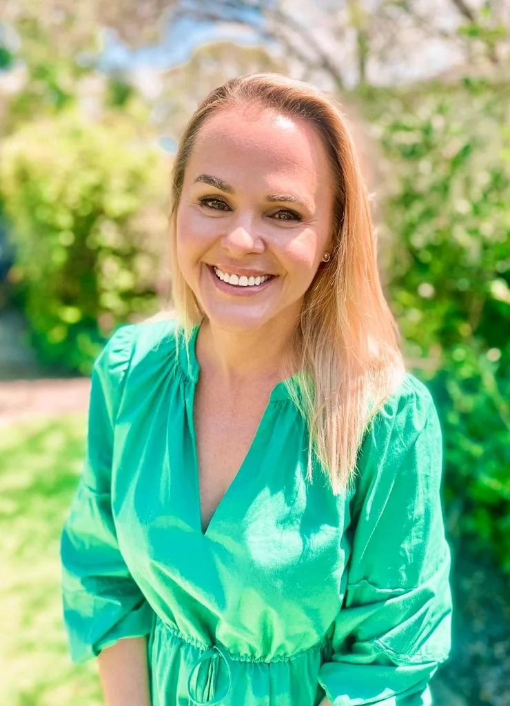 About — Natalie Murray, Romance Author