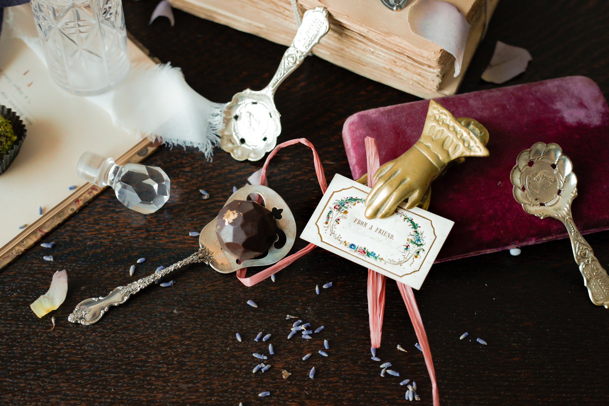 Chocolate Tasting Guide: A Multi-Sensory Experience — Projet Chocolat