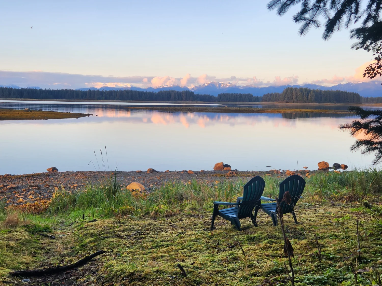 Alaska Fishing Lodges | Yakutat AK | Leonard's Landing Lodge