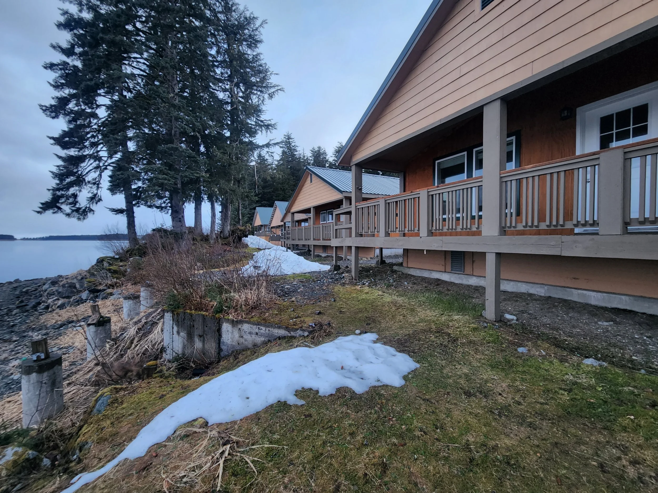 Main Lodge — Alaska Fishing Lodges | Yakutat AK | Leonard's Landing Lodge