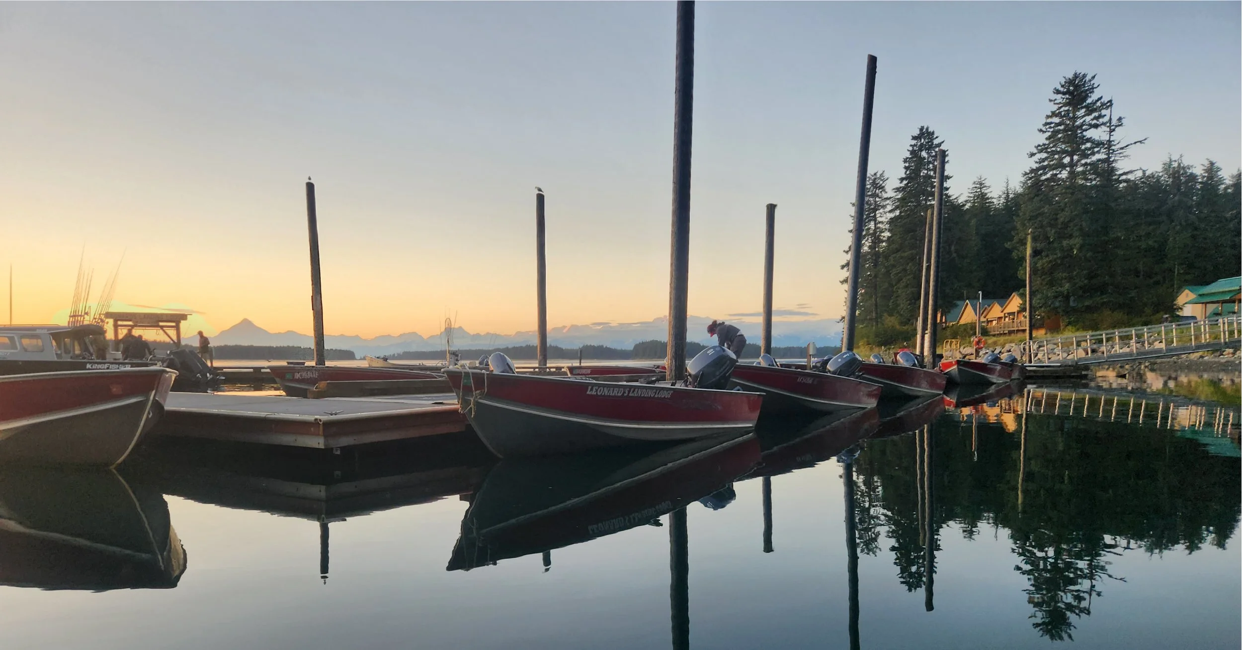 Alaska Fishing Lodges | Yakutat AK | Leonard's Landing Lodge