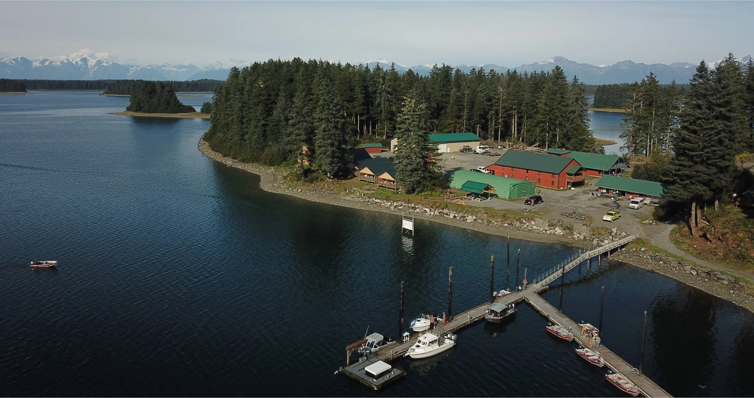 Alaska Fishing Lodges | Yakutat AK | Leonard's Landing Lodge