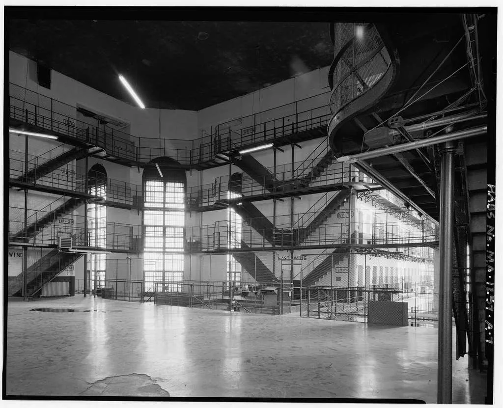 CATALYST PLANET - Beyond Bars: The Controversial Practice of Prison Tourism