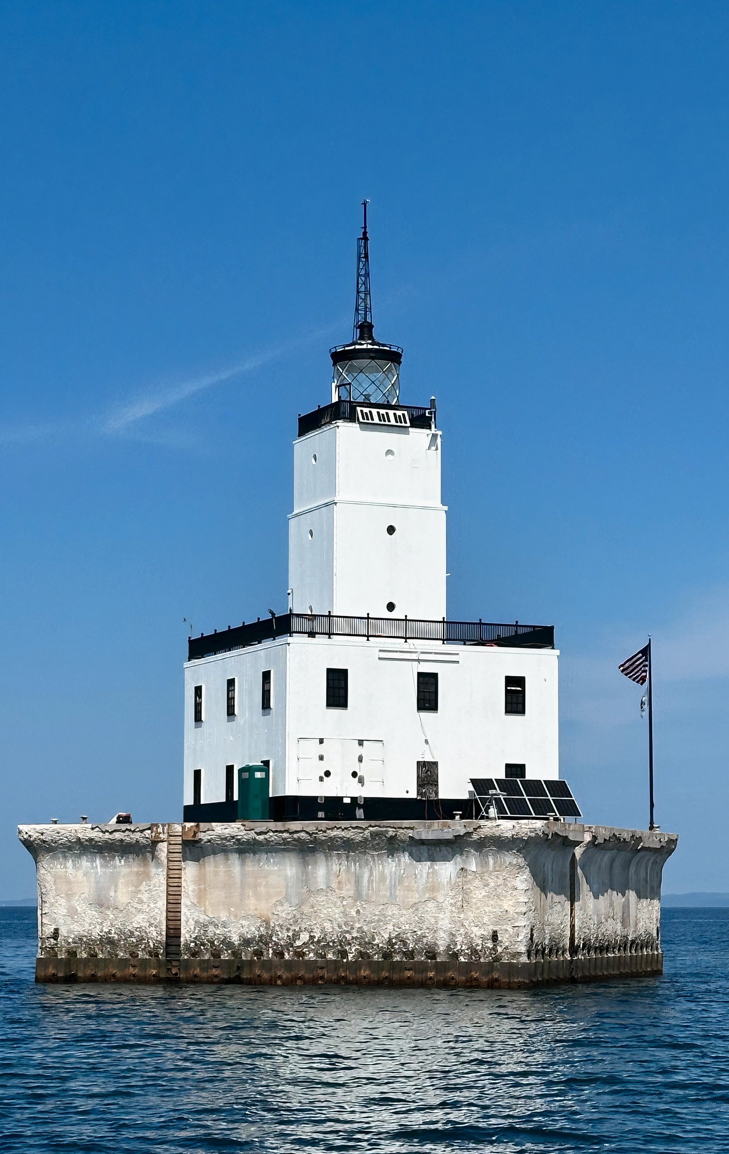 Paying to Keep the Light at America's Lighthouses