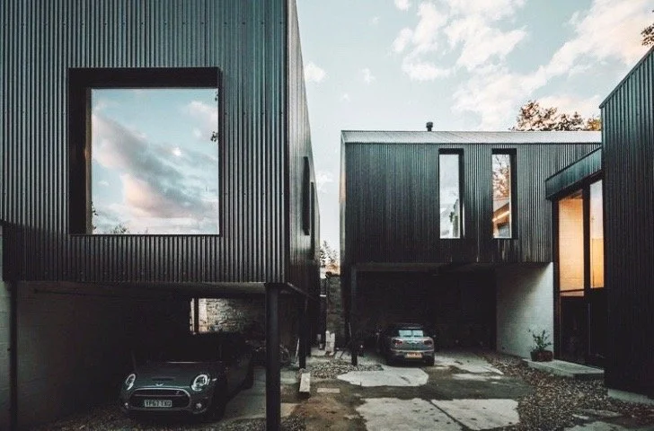 DARK HOME EXTERIORS: 17 BLACK HOUSES YOU'LL LOVE — Michel Van Devender