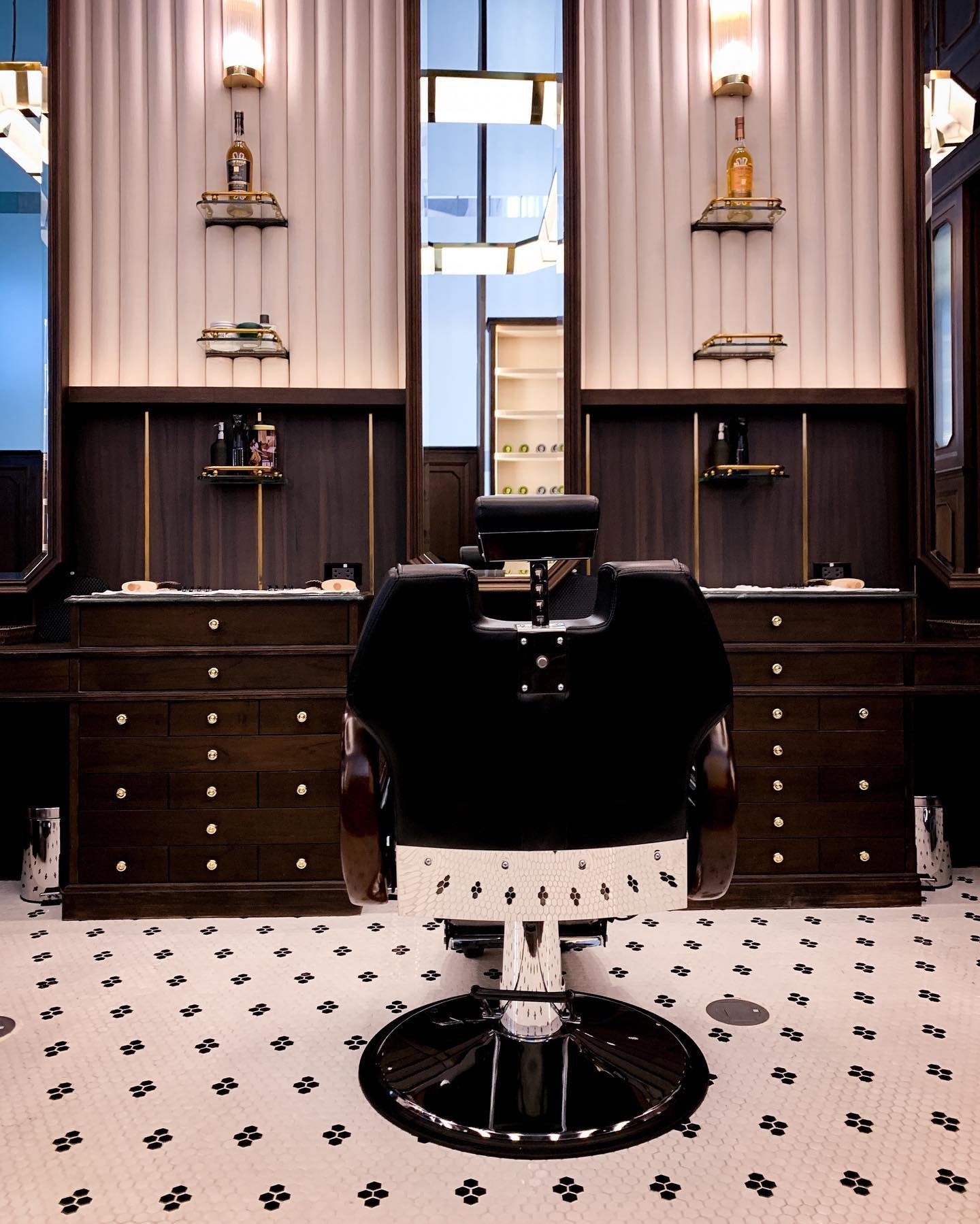 Black Amber Barber Shop