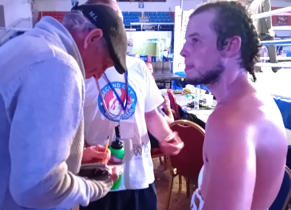 Coley oozes class in beating Pollard — Fight City