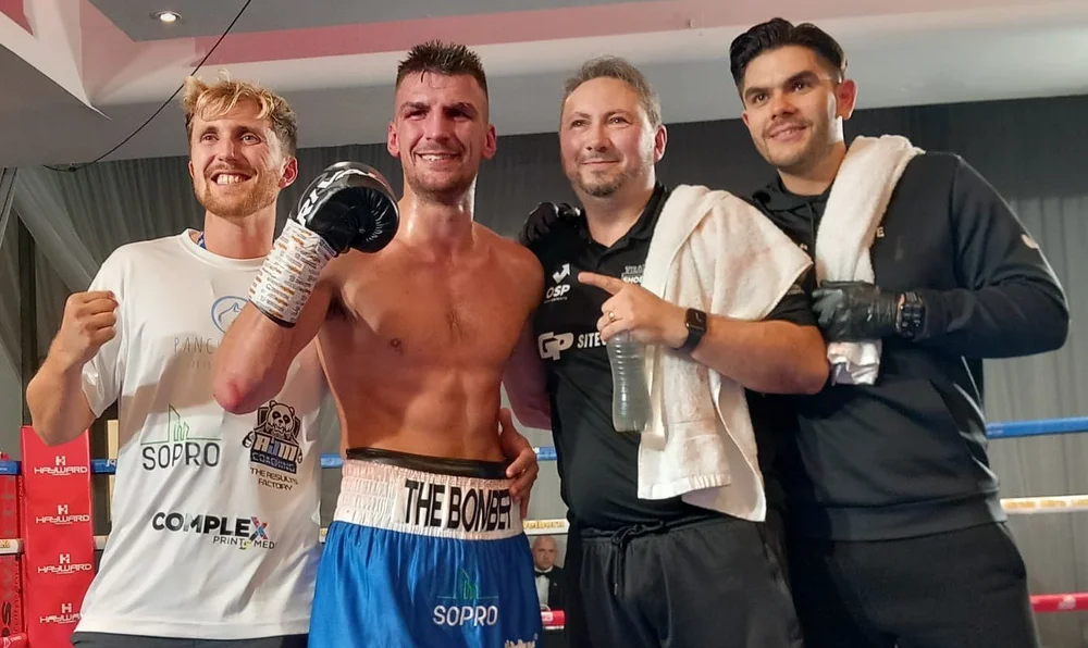 Vaughan body shots break-up Cooper — Fight City