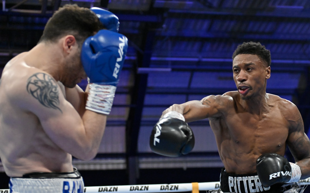 Shak blitzes late sub Karami in round two — Fight City