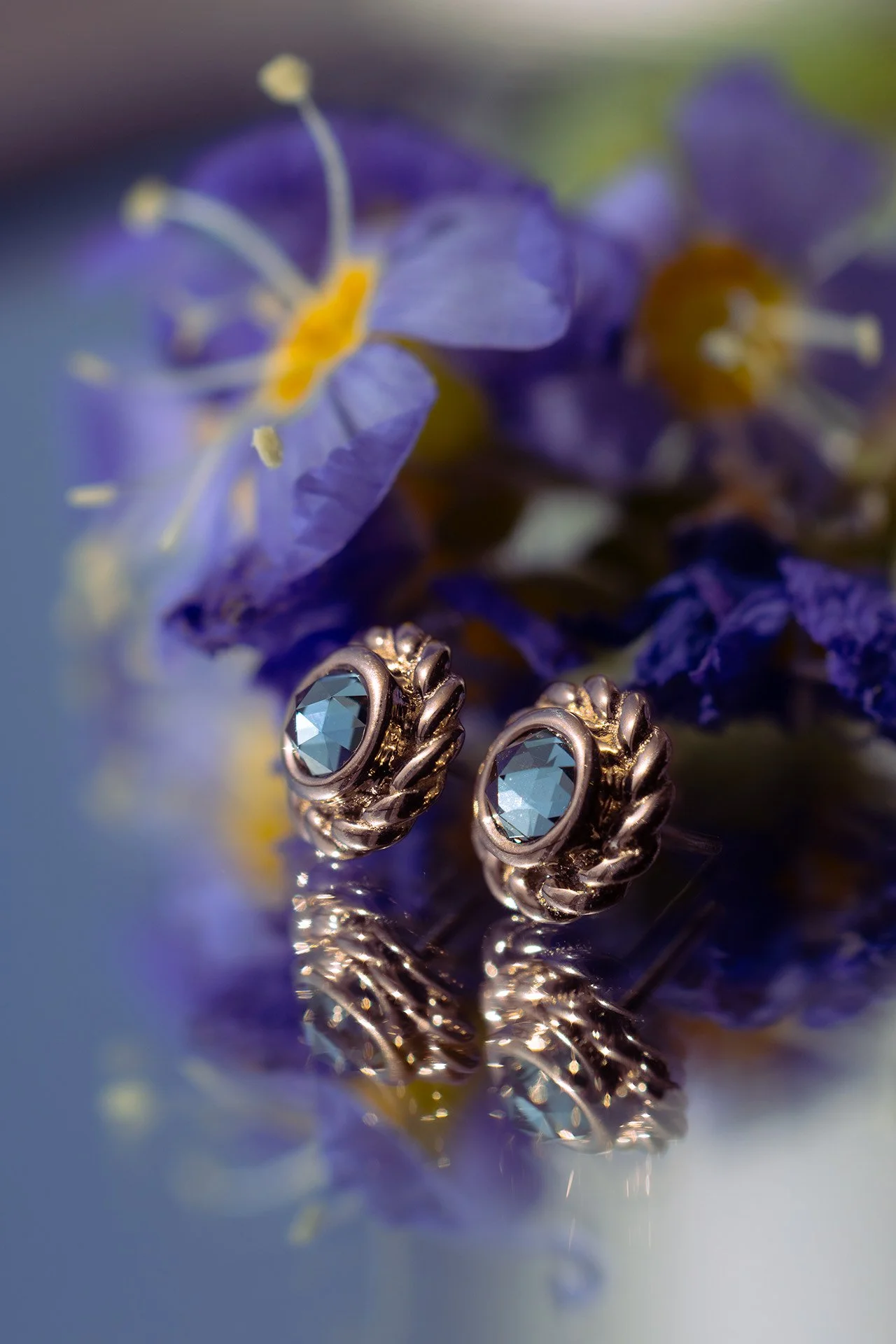 foxandfernpiercing.com