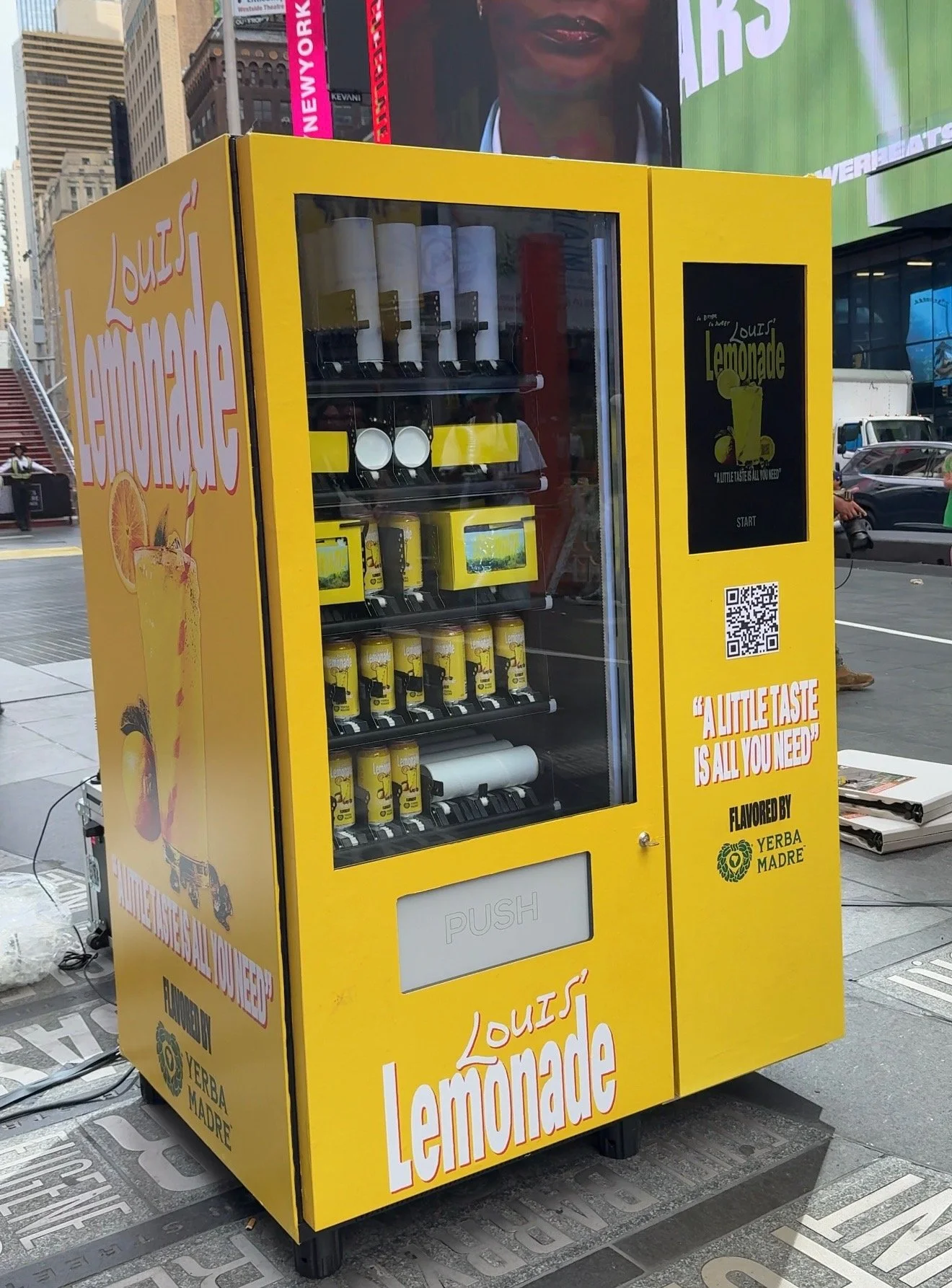 Louis Tomlinson Lemonade Pop-Up — NYC for FREE