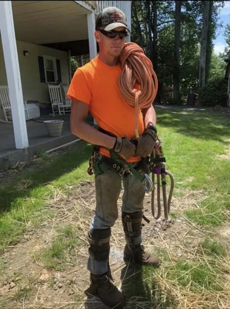 Casey Miller & Family Tree Service—caseymillerfamilytreeservice.com
