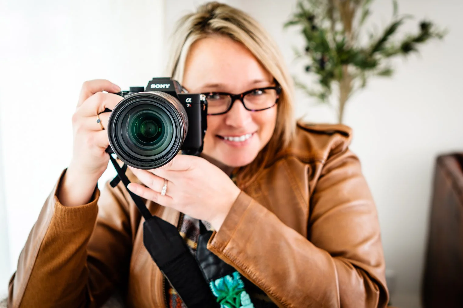 About Monda the Photographer