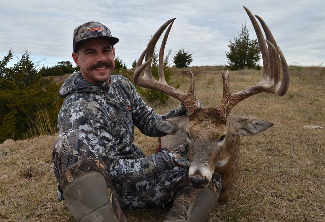 HEARTLAND WHITETAILS — Outrider