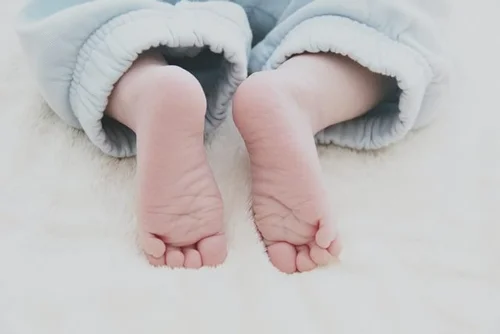 Baby’s Foot Development | New Parent Steps | Baby Development ...