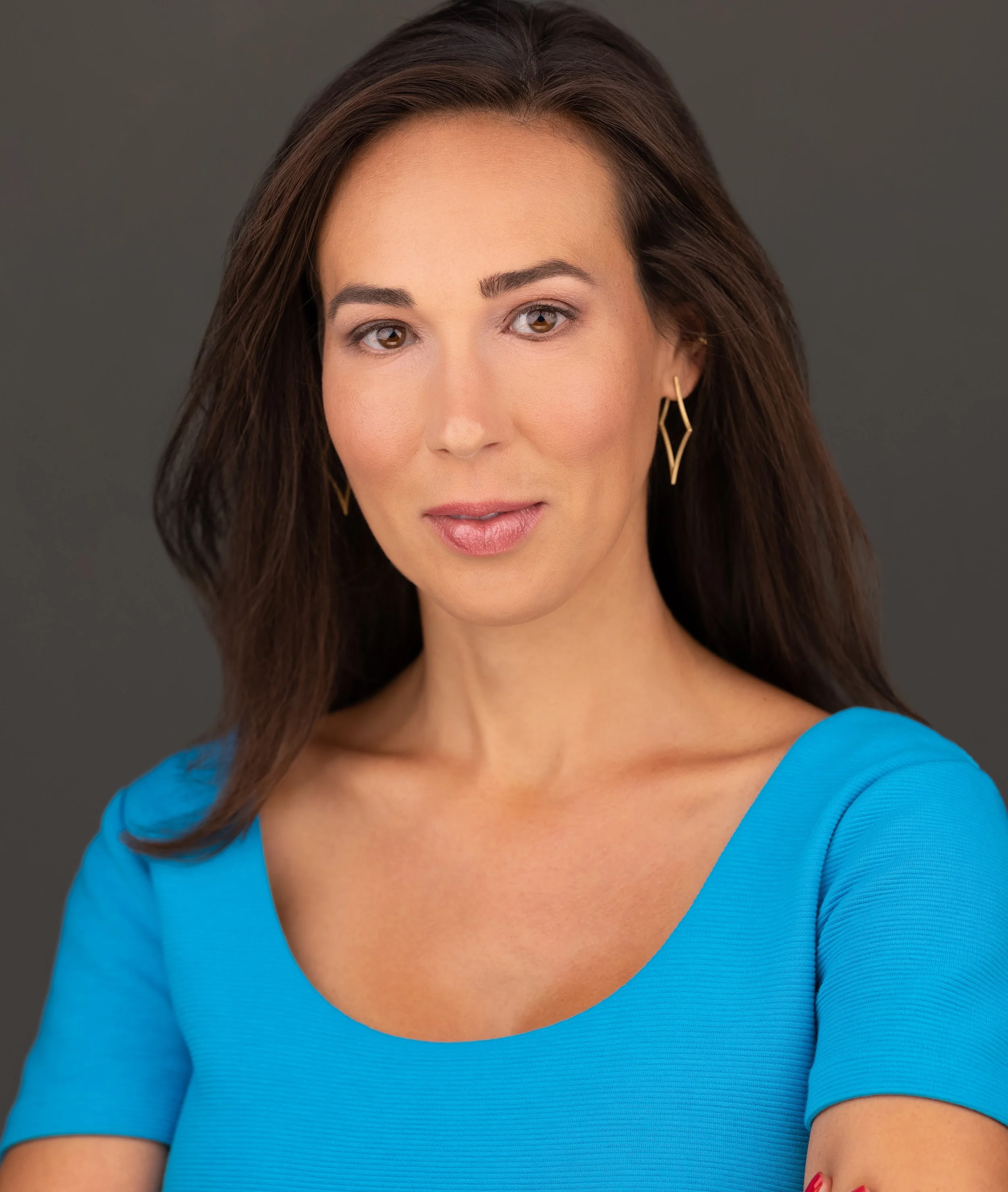 About 1 — Dr. Brooke Taylor