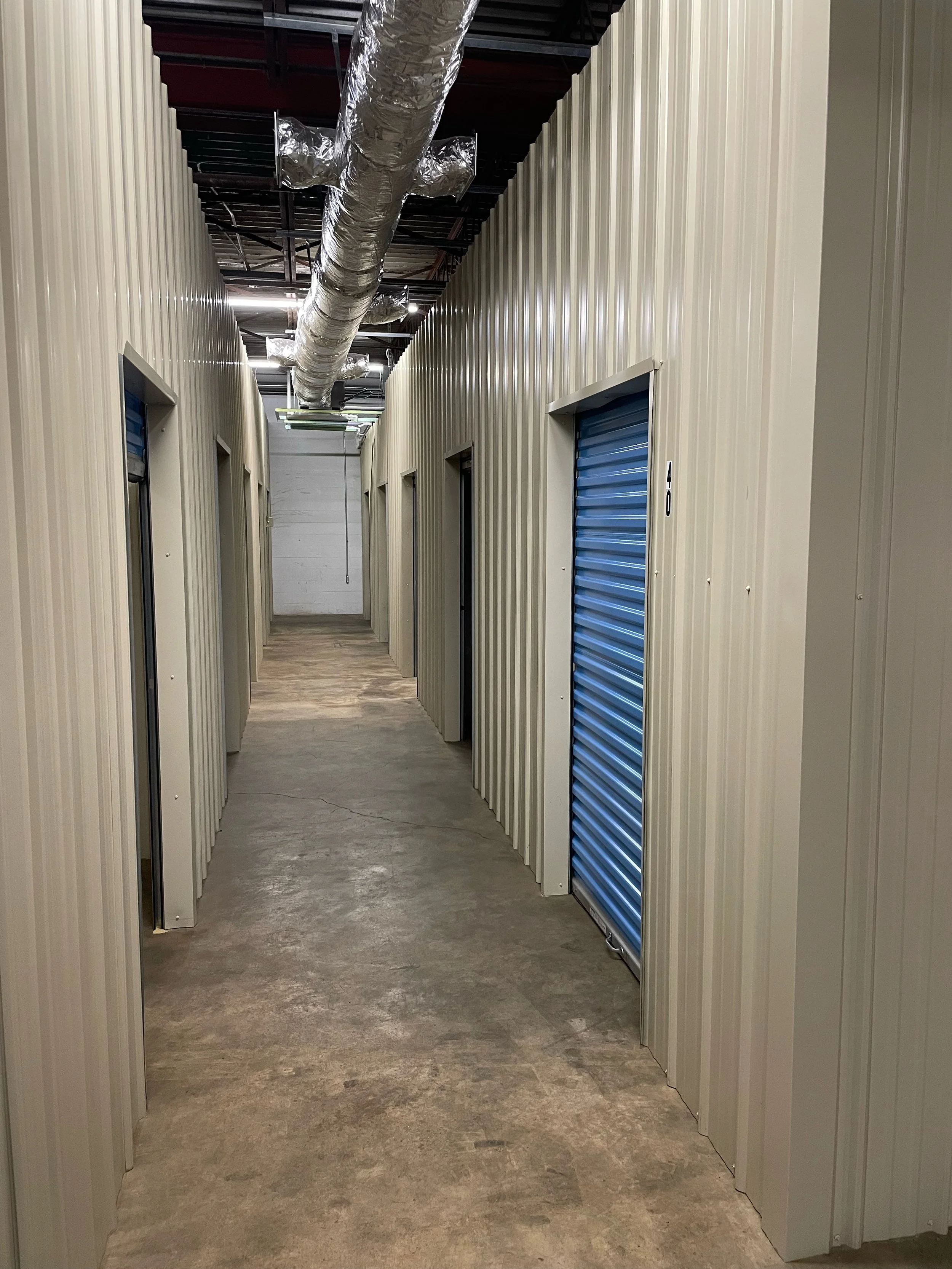 Locations & Booking — Local Storage