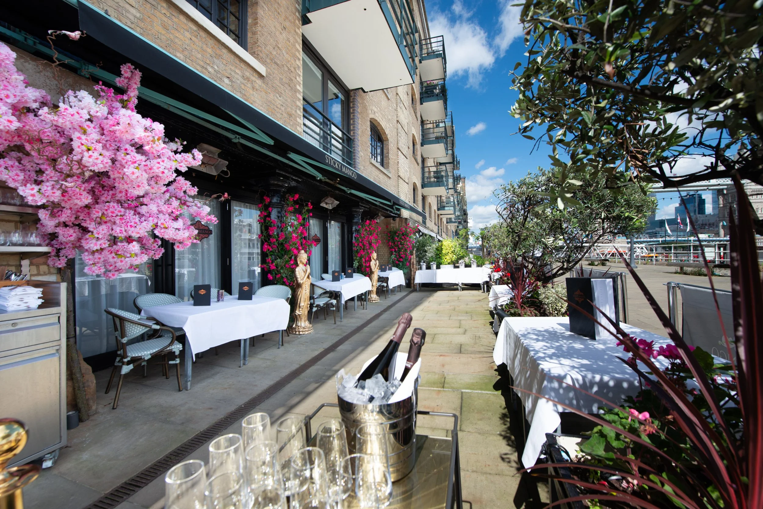 Tower Bridge — Sticky Mango