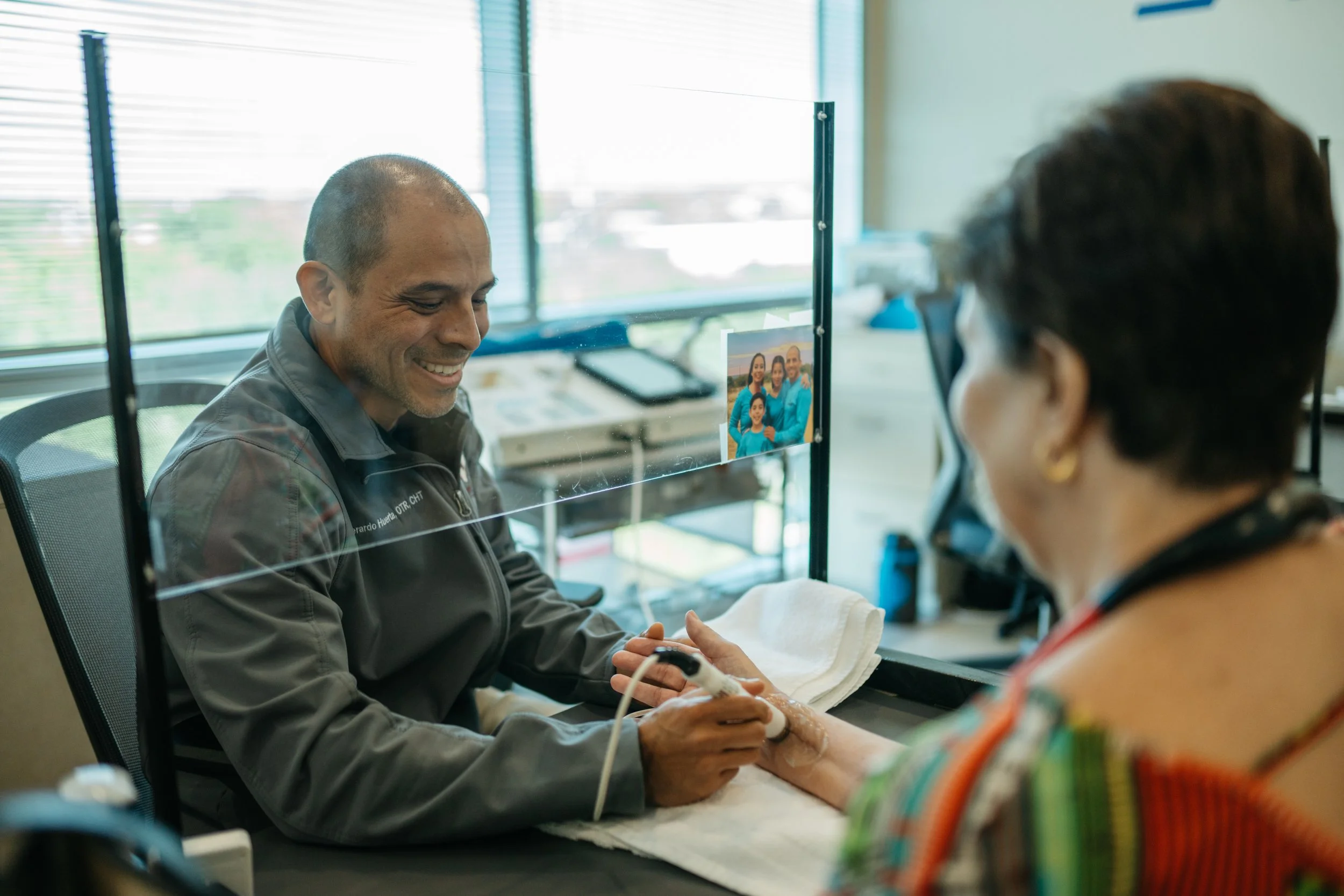 Certified Hand Therapists vs. Physical Therapists — Hand & Upper ...