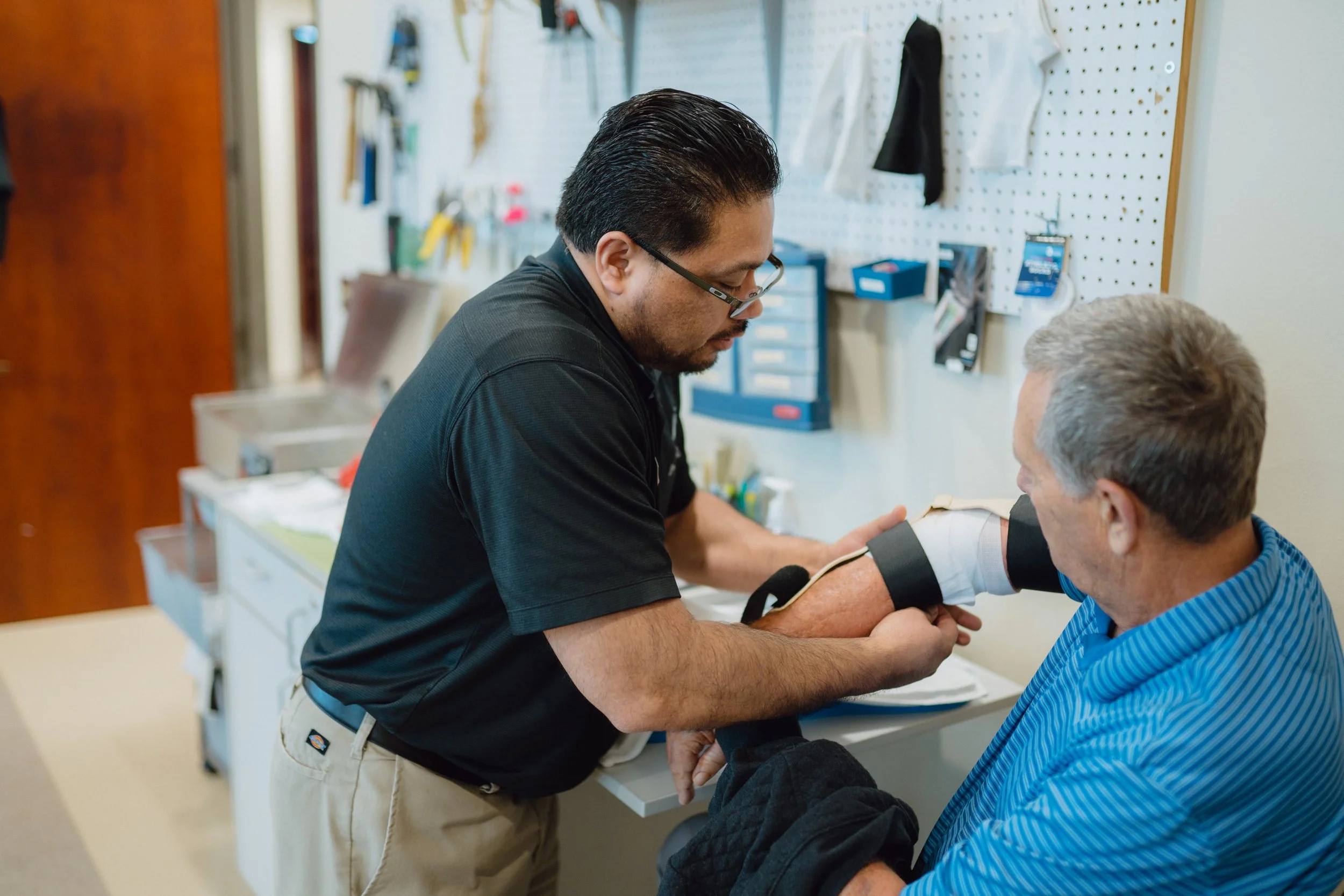 What Are the Signs You May Need Elbow Tendonitis Surgery? — Hand ...