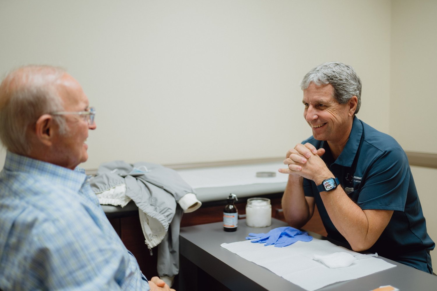 About Our Hand & Upper Extremity Specialists — Hand & Upper Extremity ...