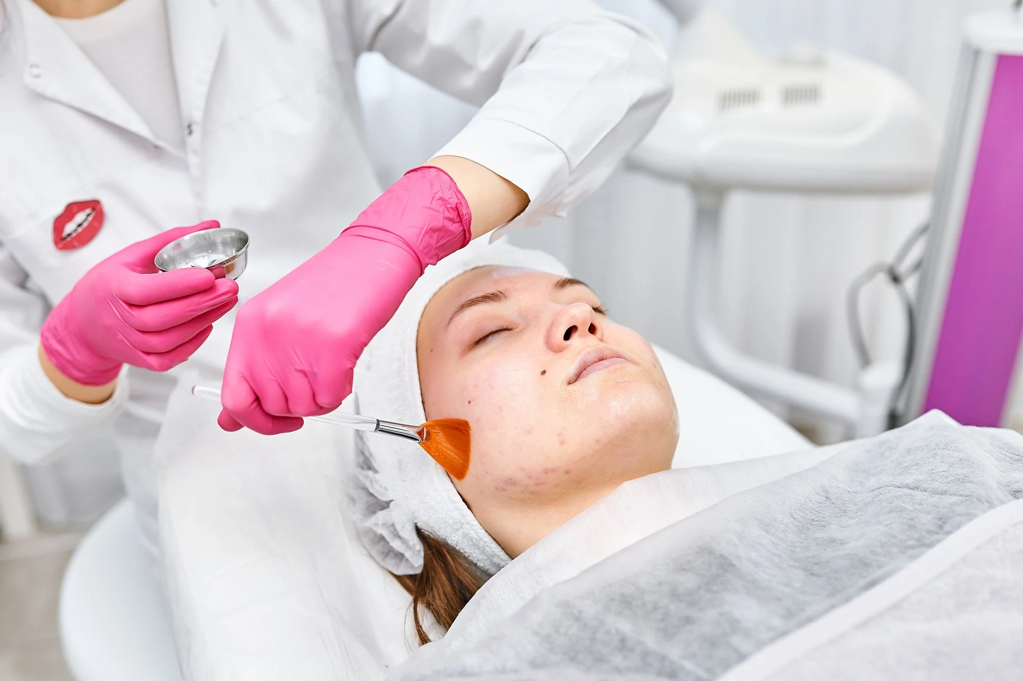 Facials & Chemical Peels for Rejuvenated Skin