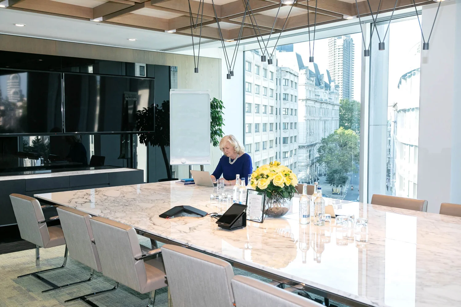London branding photography shoot — Suzanne Fells Branding Photography