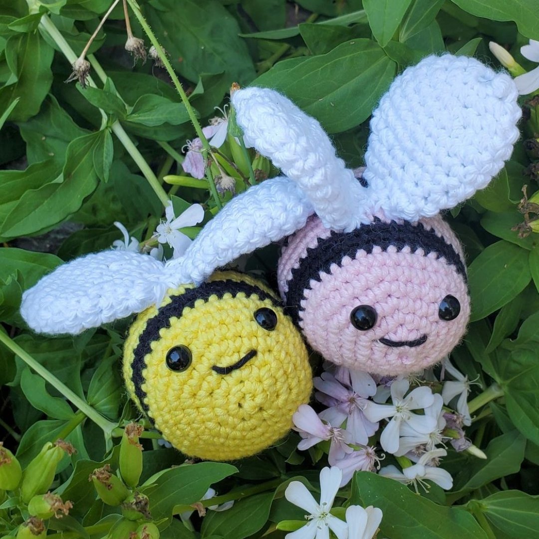 Crochet Mini Bee — Summerbug Crafts