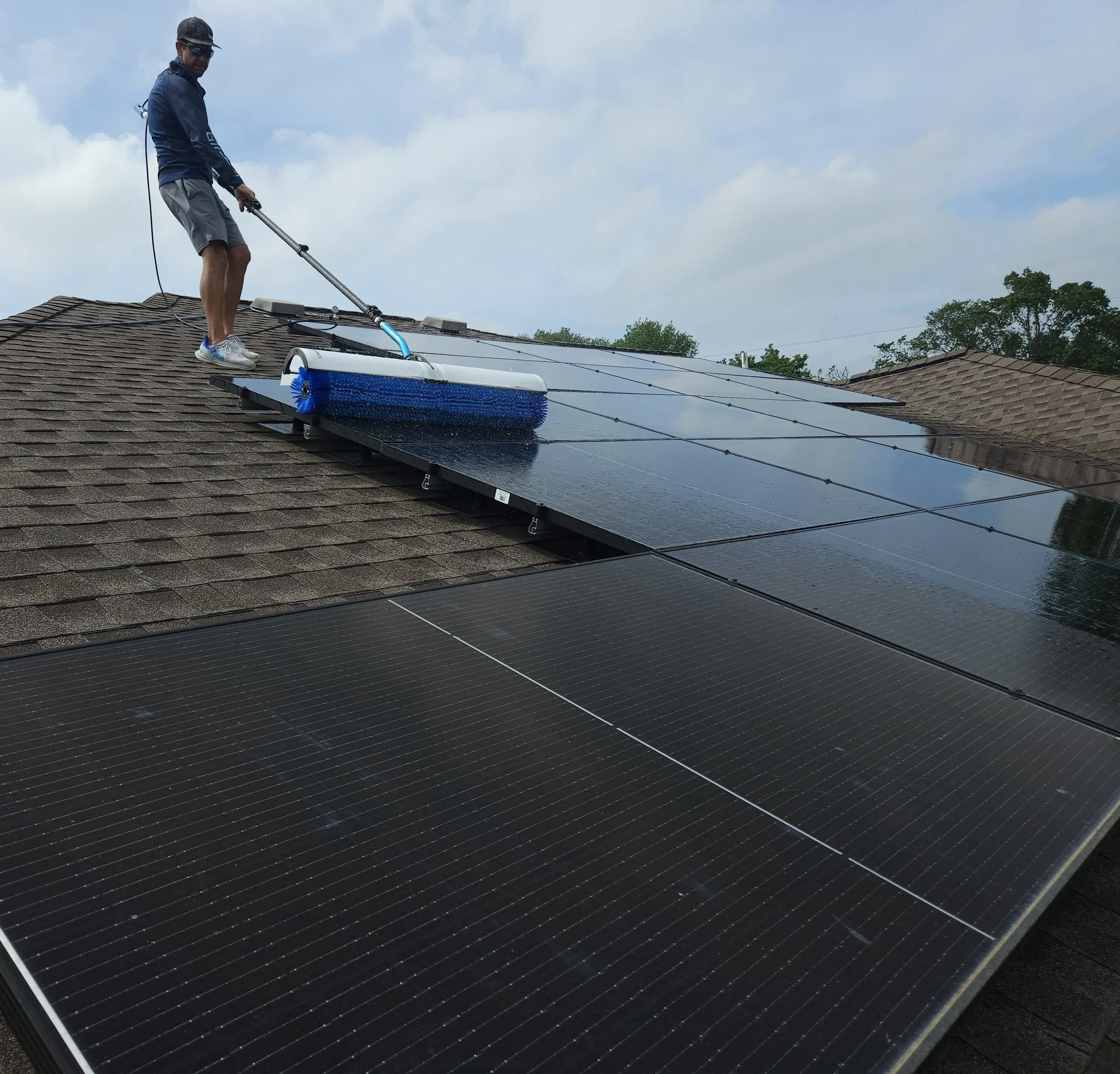 Residential Solar Panel Cleaning | Expert Rooftop Solar Cleaning ...