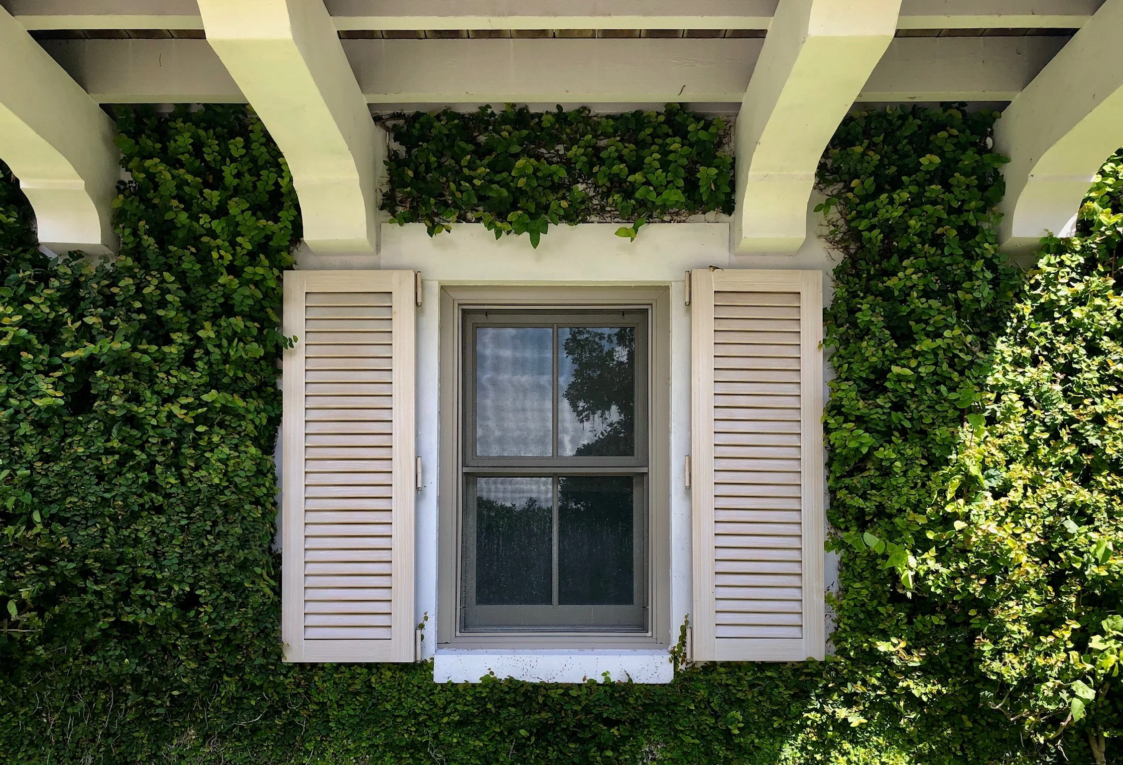 Colonial Shutters — Florida Shutters Inc.