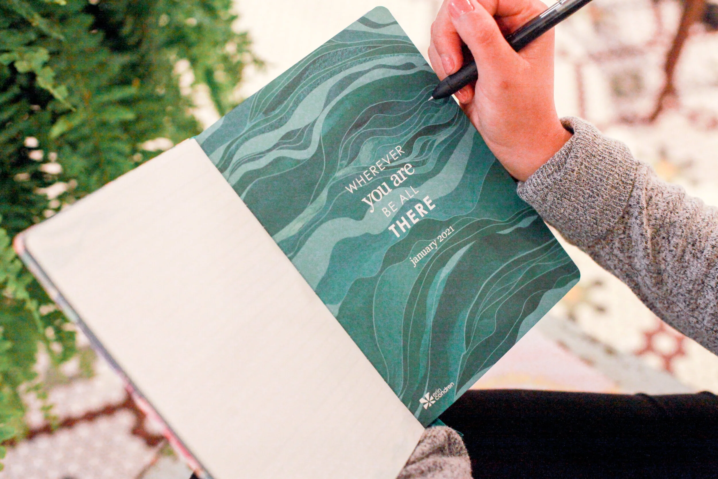 Five factors to use to choose your perfect planner — Plan With Laur