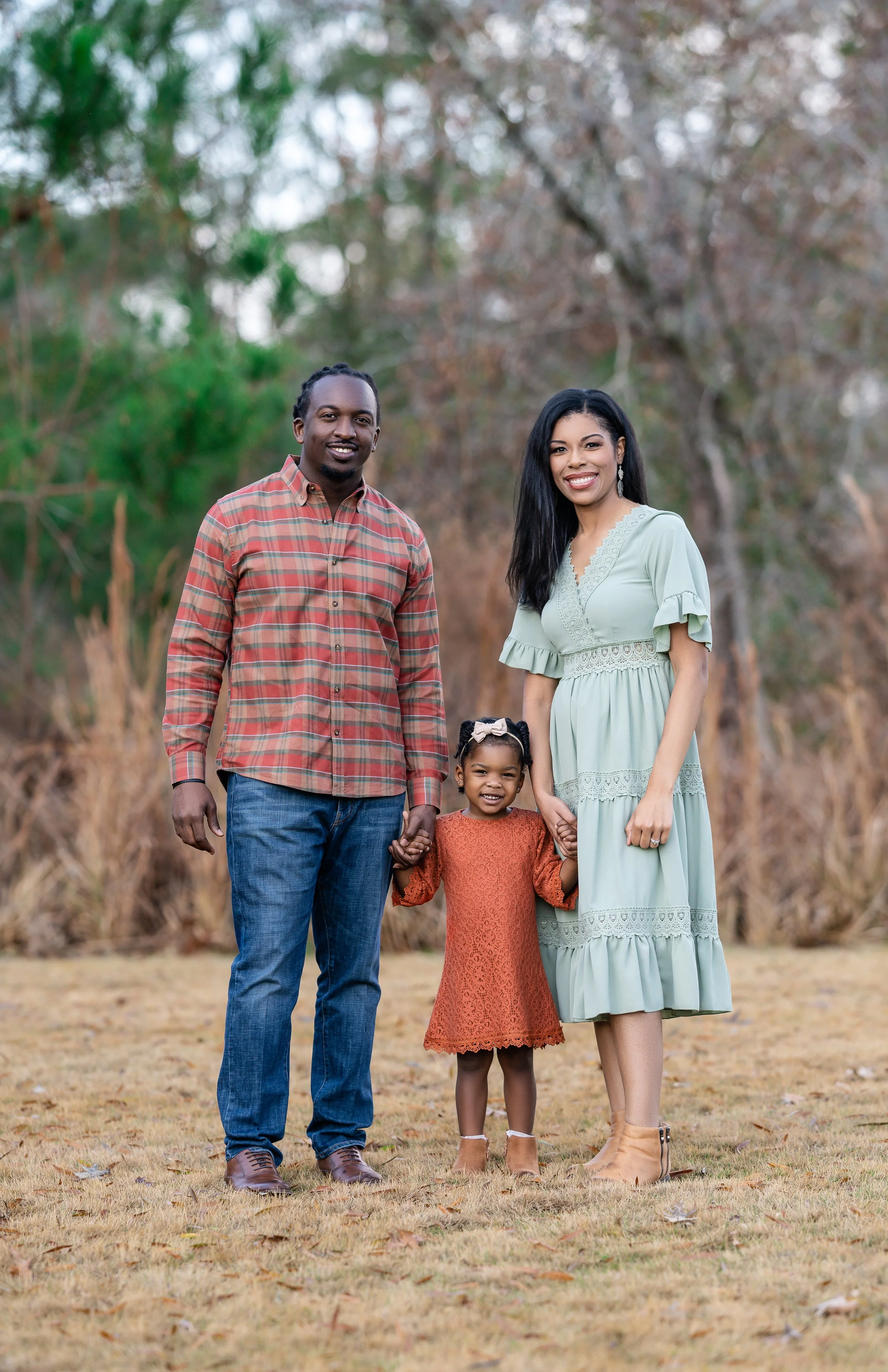 ABOUT LEAH — Leah Holder Green