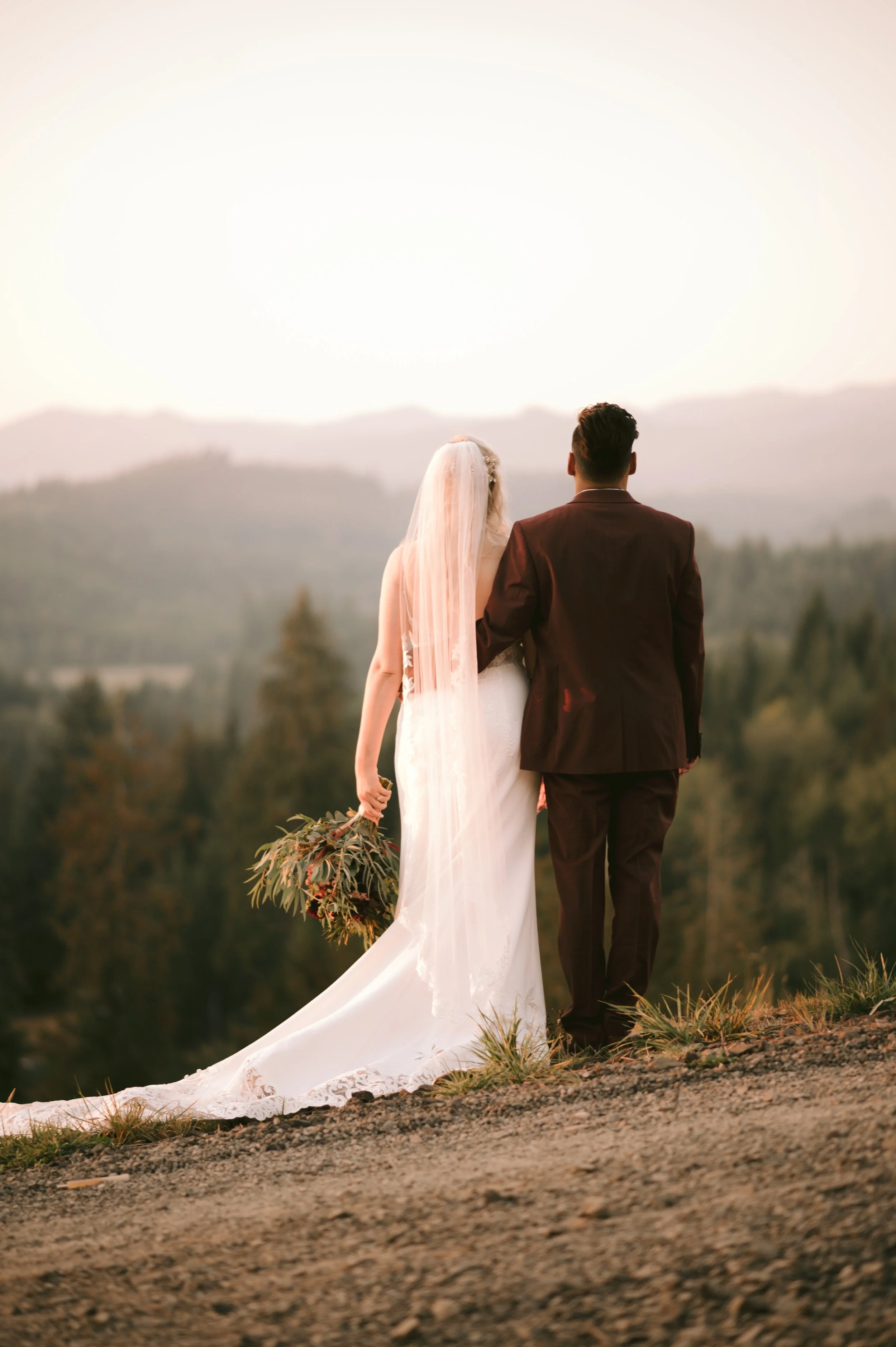 Oregon Wedding Photography + Videography | Kiarha Lou