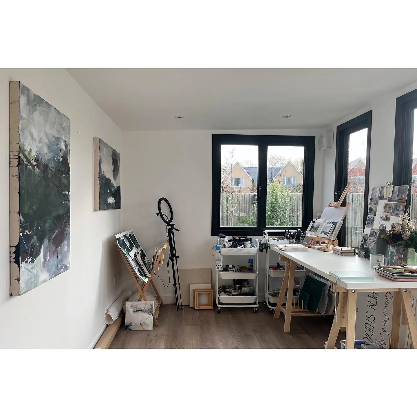 About — Laura French