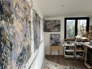 About — Laura French