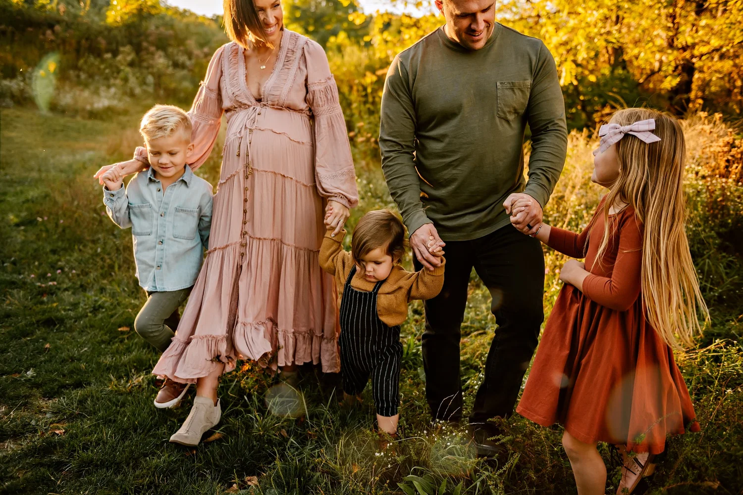 Cleveland & Akron Ohio Family, Newborn, Maternity Photographer