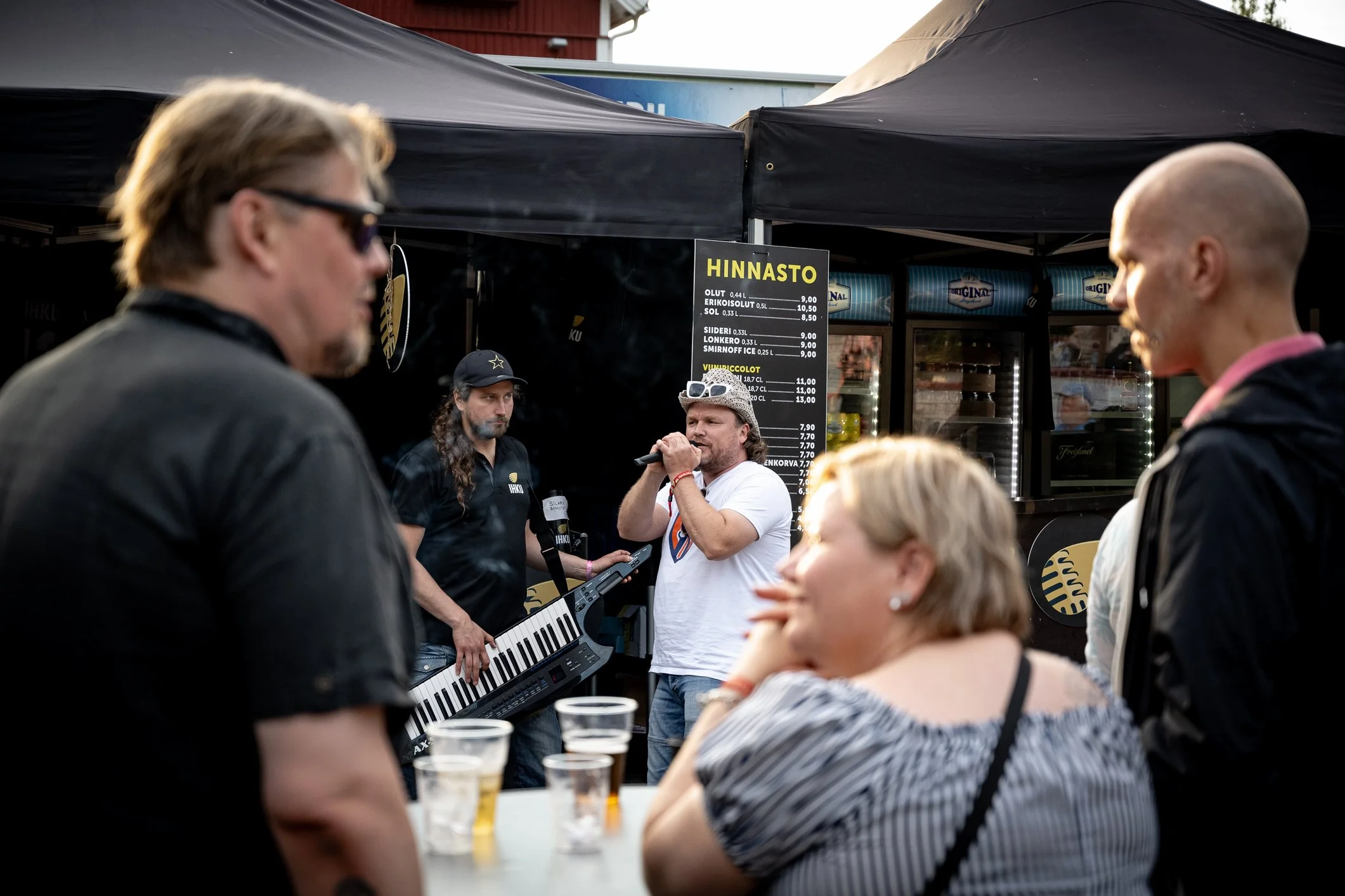 BAR IHKU — Ihku Partyliner