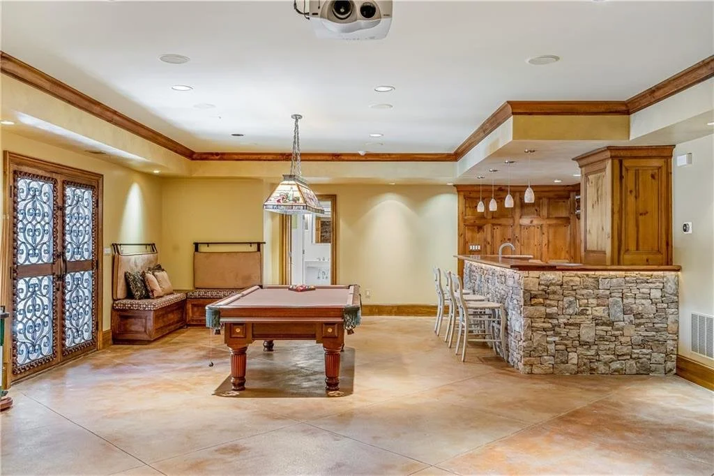 Services 1 — BentleyMapleHomes