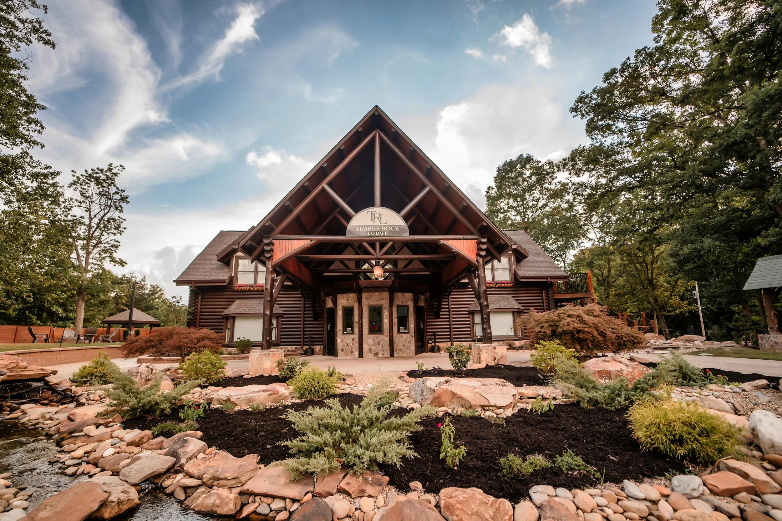 Hotel — Timber Rock Lodge