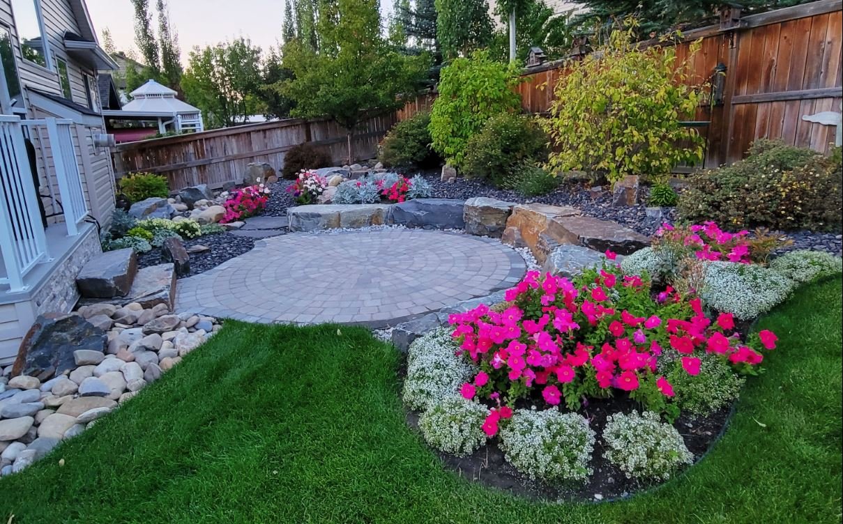 Calgary Dreamscapes - Landscaping Company in Calgary