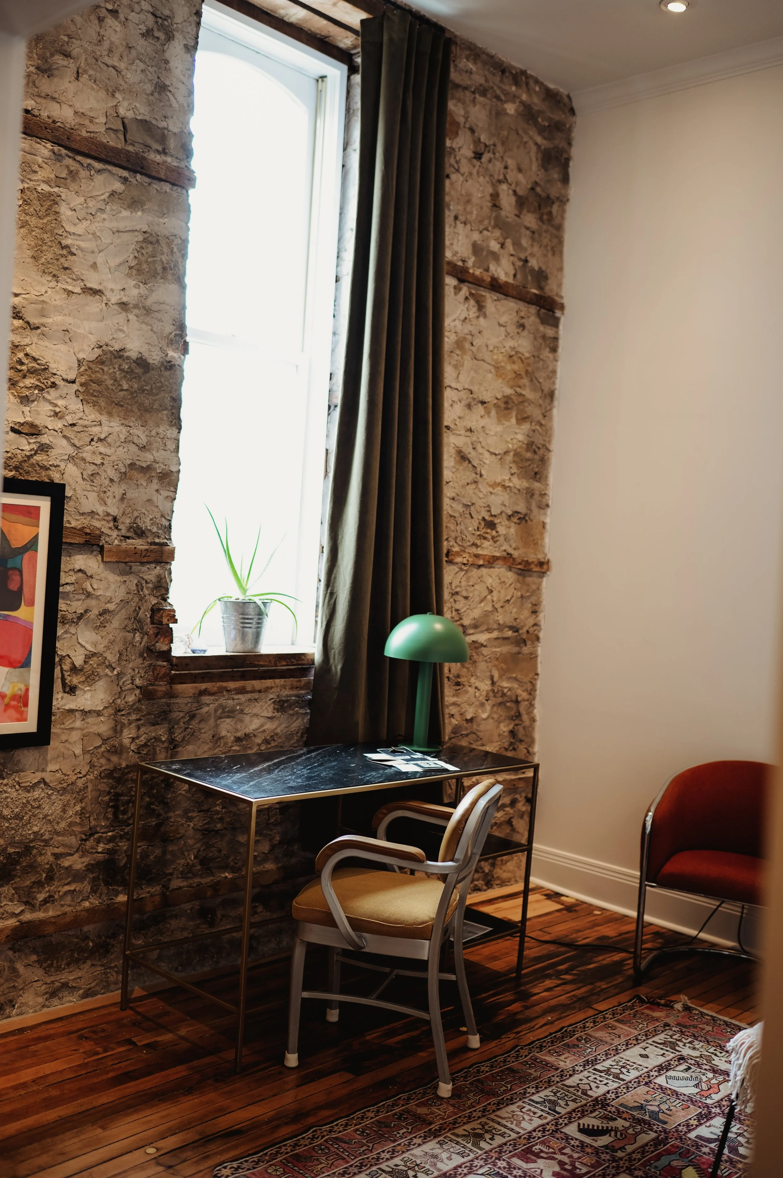 Rooms — Parlor Hotel