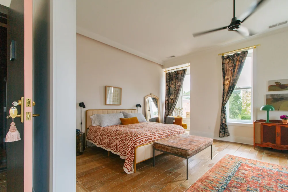 Rooms — Parlor Hotel