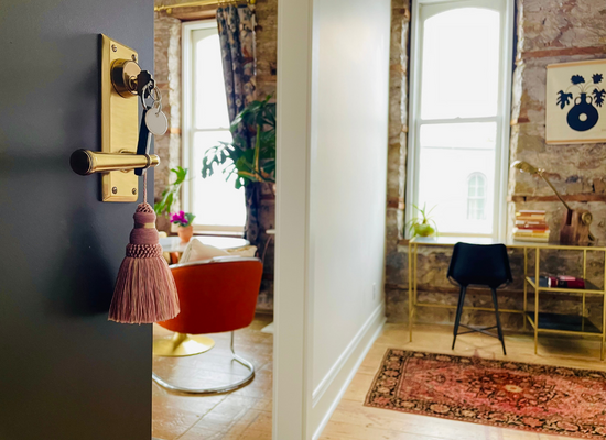 Rooms — Parlor Hotel